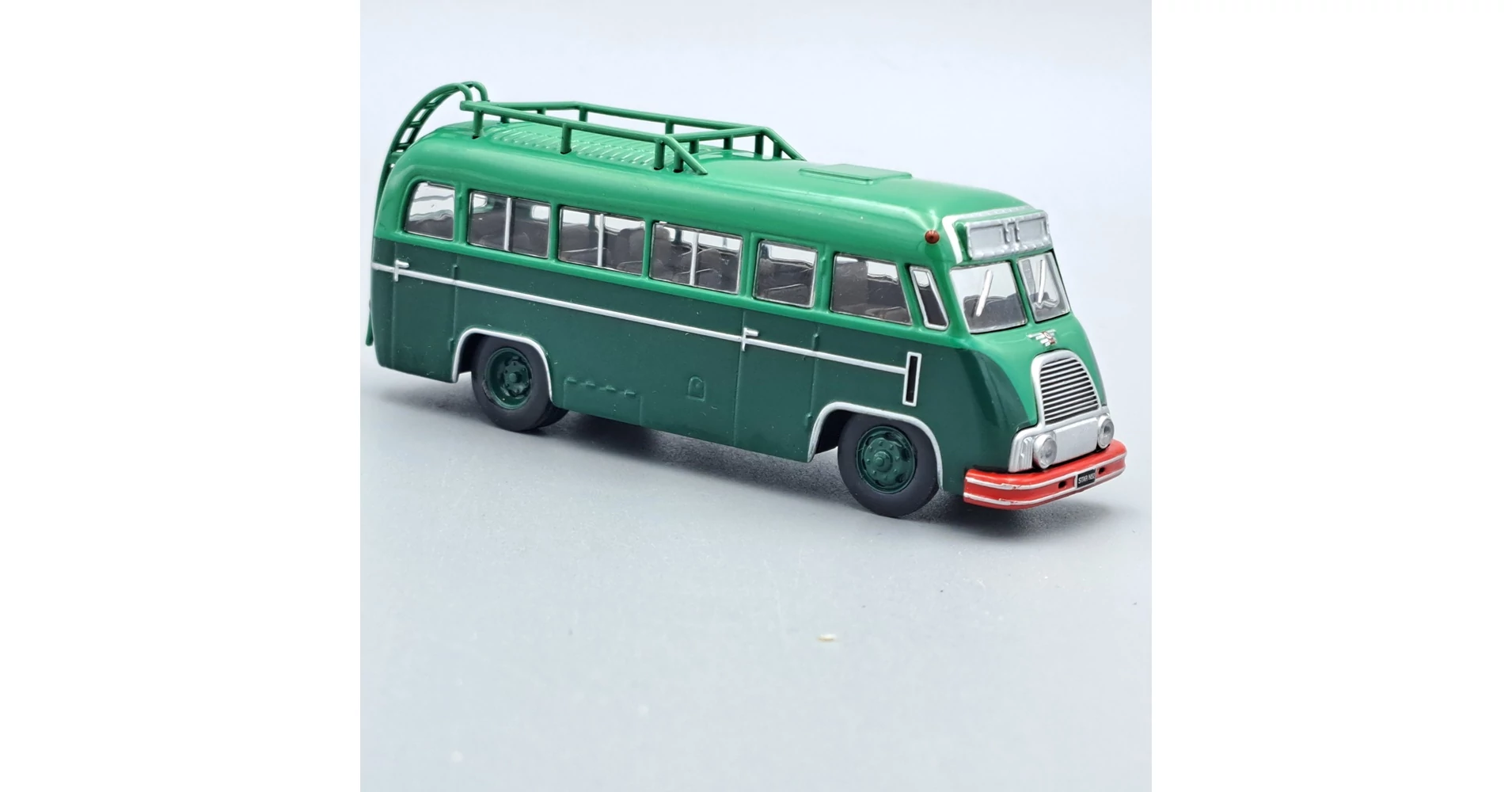 Star N52 egy 1:72 fém modell busz méretarányos kivitelben