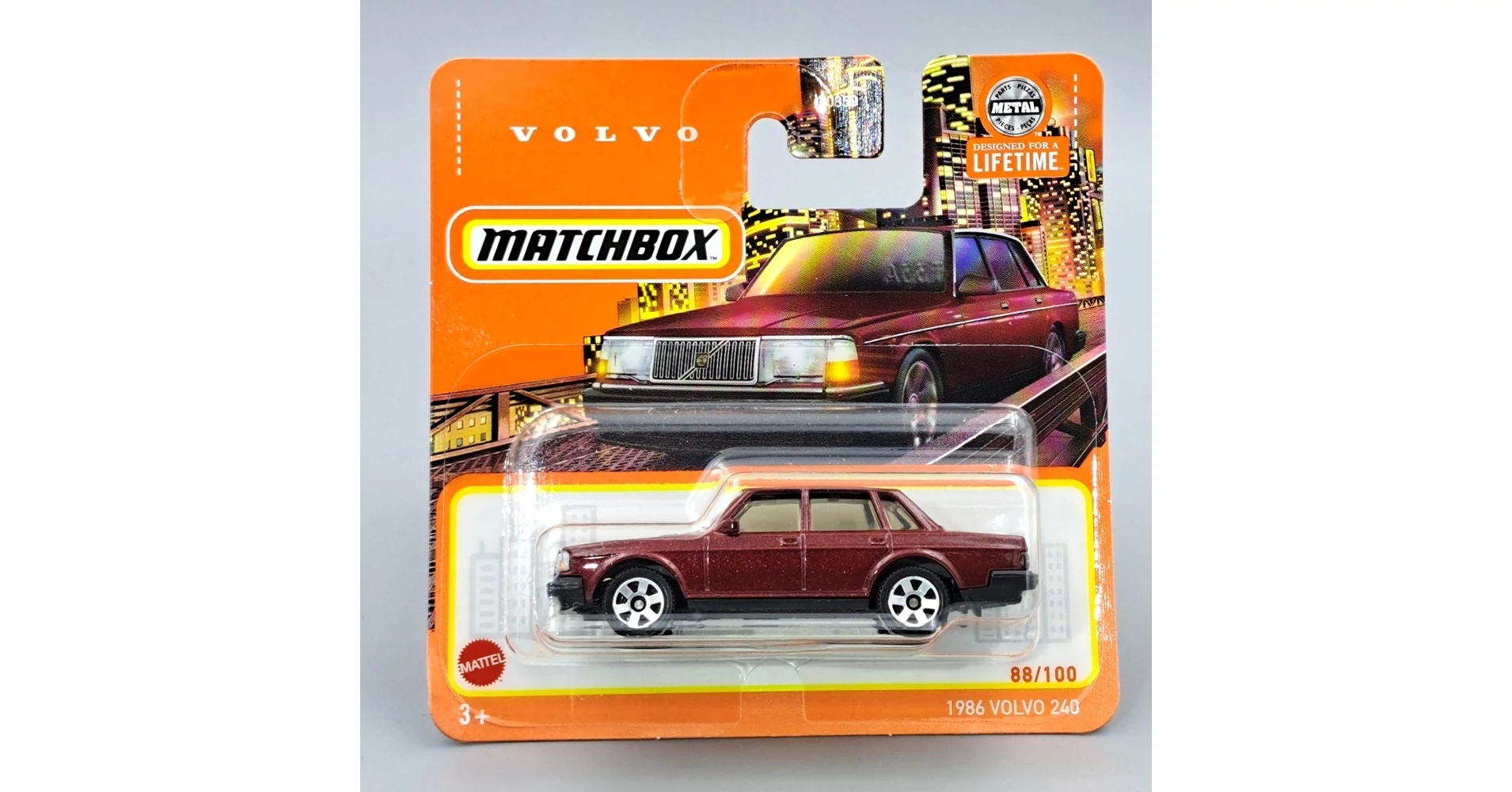 Volvo 240 1986 Matchbox fém modell autó 1:64-es méretben
