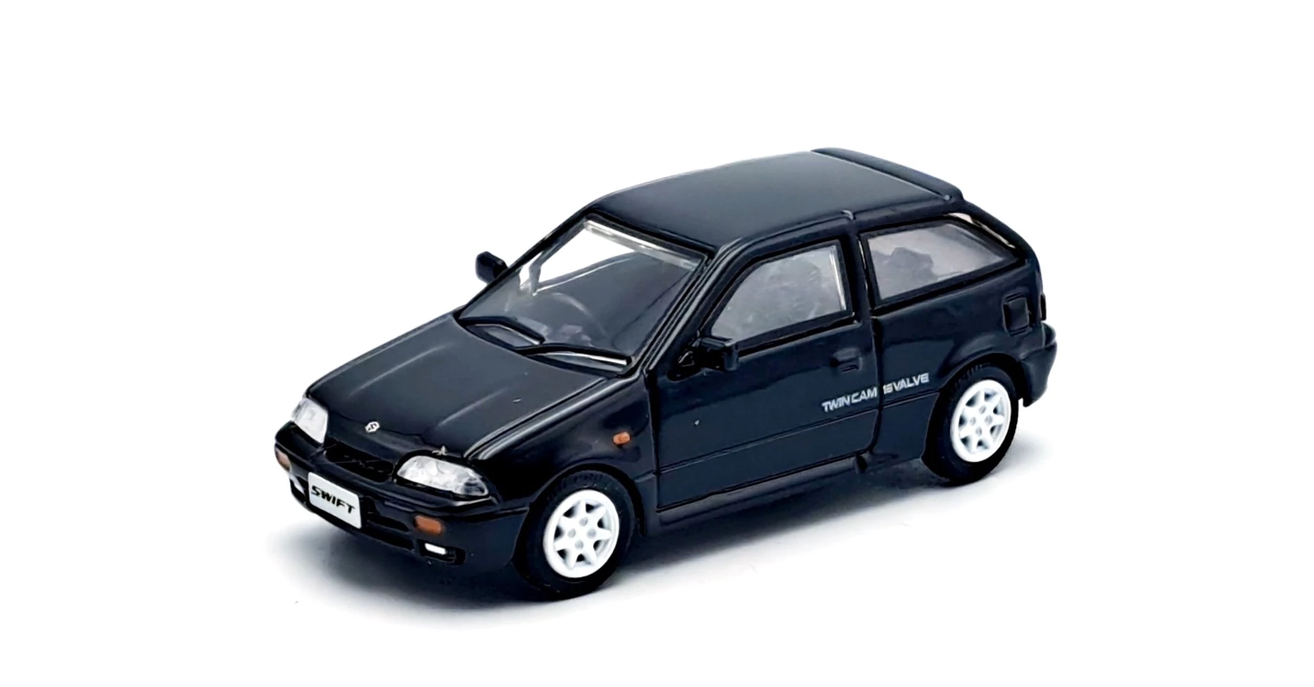 Suzuki Swift GTI modellautó 1:64 méretarányban BM Creations gyártmány