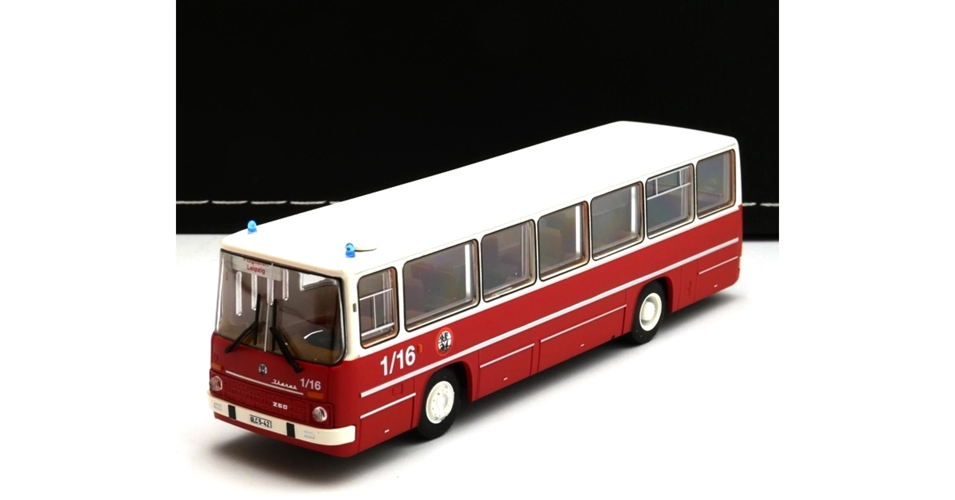 Az Ikarus 260 egy 1:87 méretarányú modell busz.