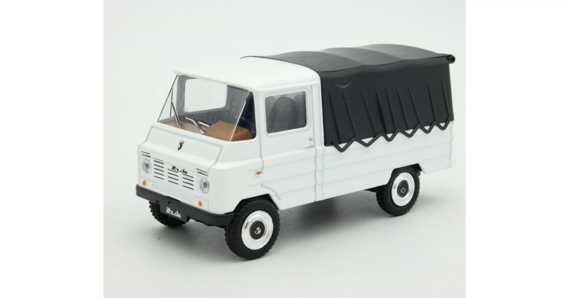 Zuk A-11B PICK-UP 1:43 méretarányú autómodell Koleckja PRL gyártmány