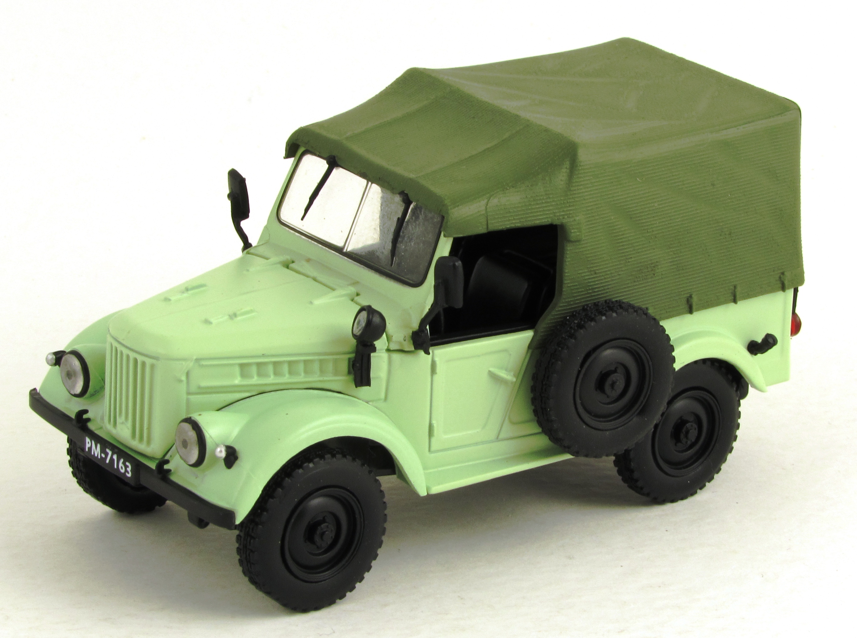 A GAZ-69 egy 1:43 méretarányú modellautó.