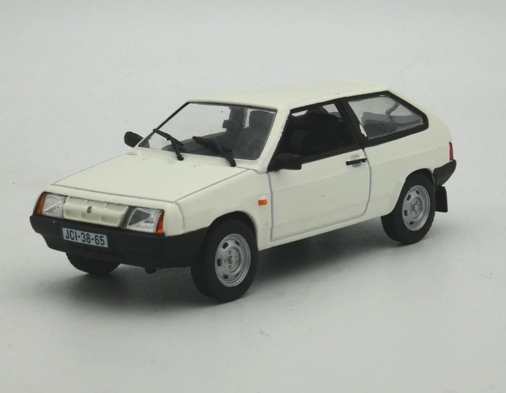 Lada Samara 2108 1:43 méretarányú modellautó